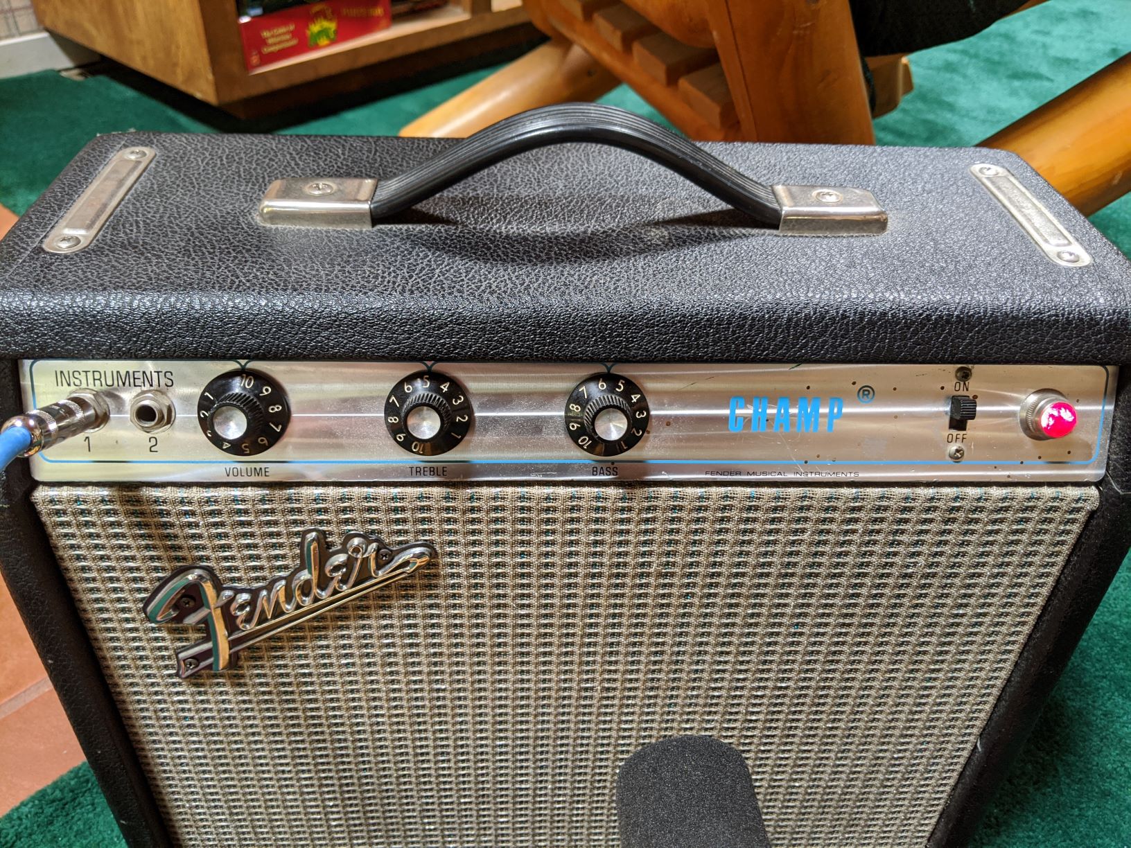 Fender Robert Cray Standard Stratocaster Review! – The Smelly Tele